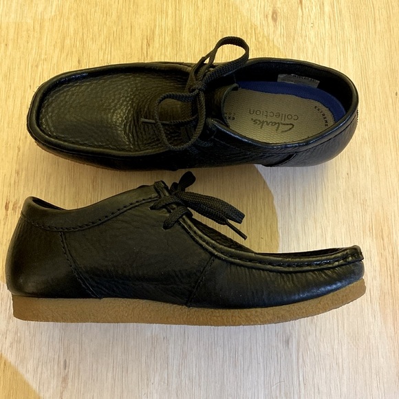 Clarks | Shoes | Clarks Collection Iconic Wallabee Extreme Comfort Dark ...
